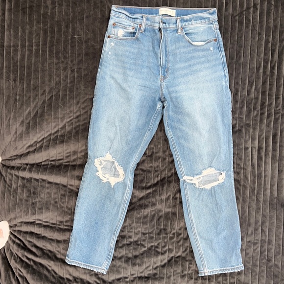 Abercrombie & Fitch | Jeans | Abercrombie Fitch High Rise Mom Jean ...